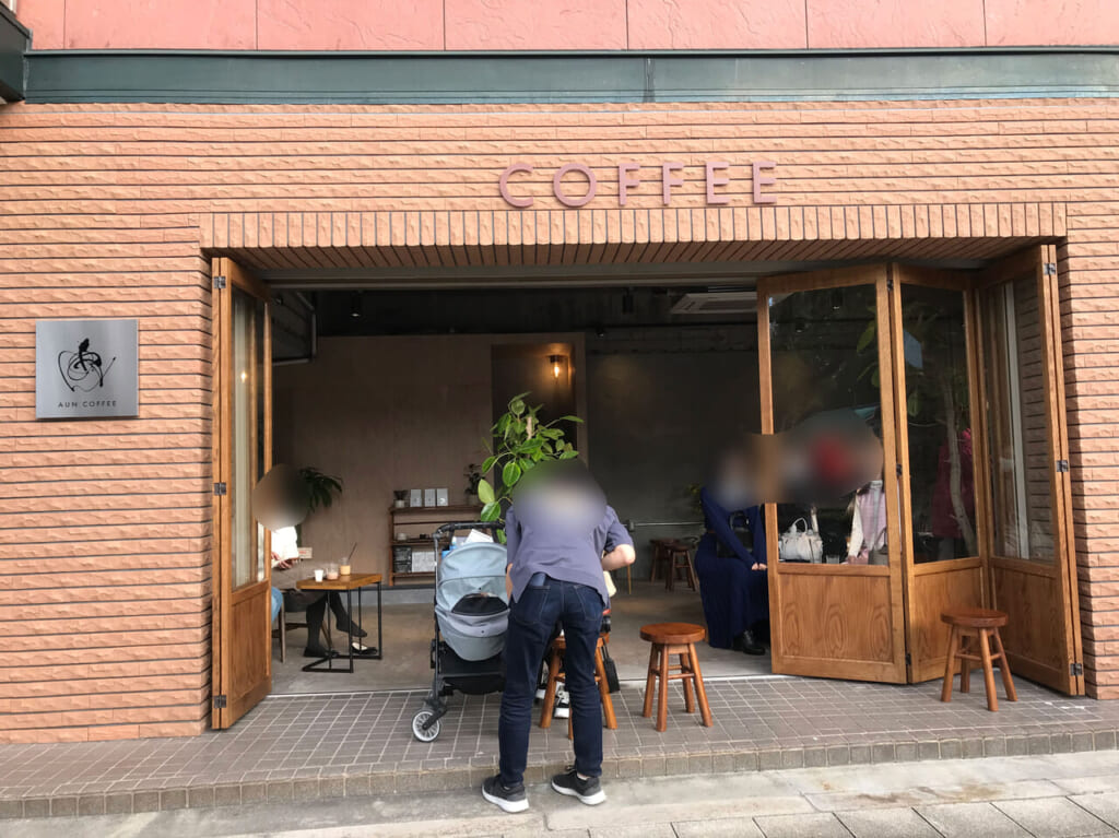 【大阪市天王寺区】四天王寺東大門の前の場所に開放的なカフェ『AUN COFFEE』が2024年2月3日にオープンしていました。 | 号外NET 天王寺・阿倍野